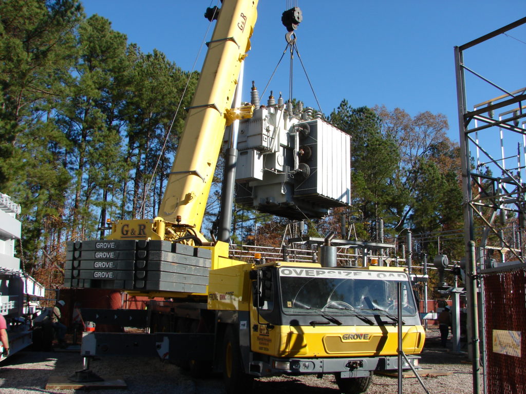 Transformer Swap with the Grove GMK 5275 - G&R Crane Work-Grove